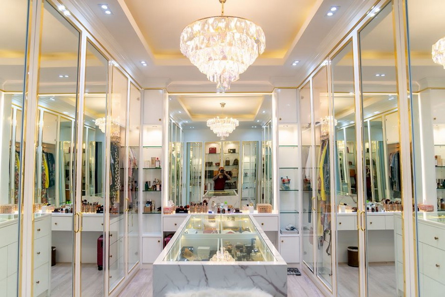 บ้านโมเดิร์นทรงห้าเหลี่ยม เต็มอิ่มกับพื้นที่สำหรับทุกกิจกรรมทั้งกลางแจ้งและในร่ม – NaiBann – ใน ...