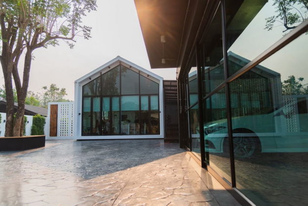 บ้านโมเดิร์นทรงห้าเหลี่ยม เต็มอิ่มกับพื้นที่สำหรับทุกกิจกรรมทั้งกลางแจ้งและในร่ม – NaiBann – ใน ...