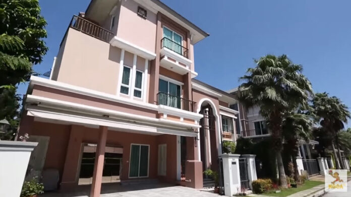 เปิดบ้าน “ขวัญ อุษามณี” นางเอกสาวคนดังกับบ้านสุดหรูอลังการราคากว่า 30 ...