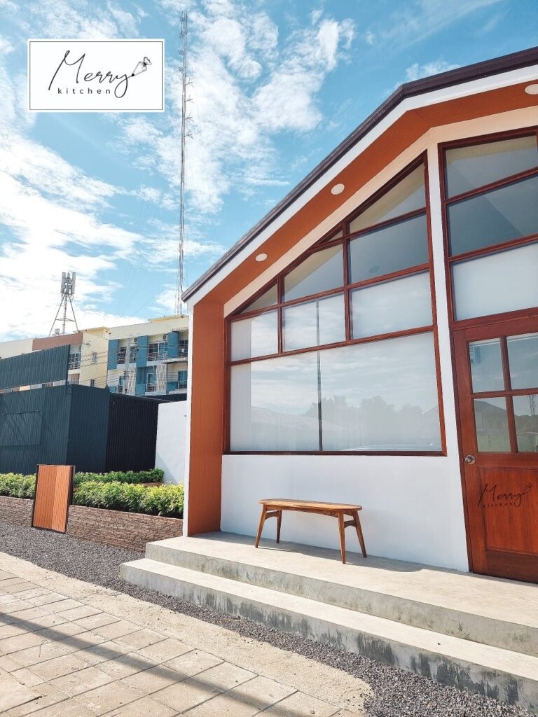 “MERRY KITCHEN” คาเฟ่เล็ก ๆ ตกแต่งในแบบนอร์ดิก-มินิมอล มีมุมถ่ายรูปแบบ ...