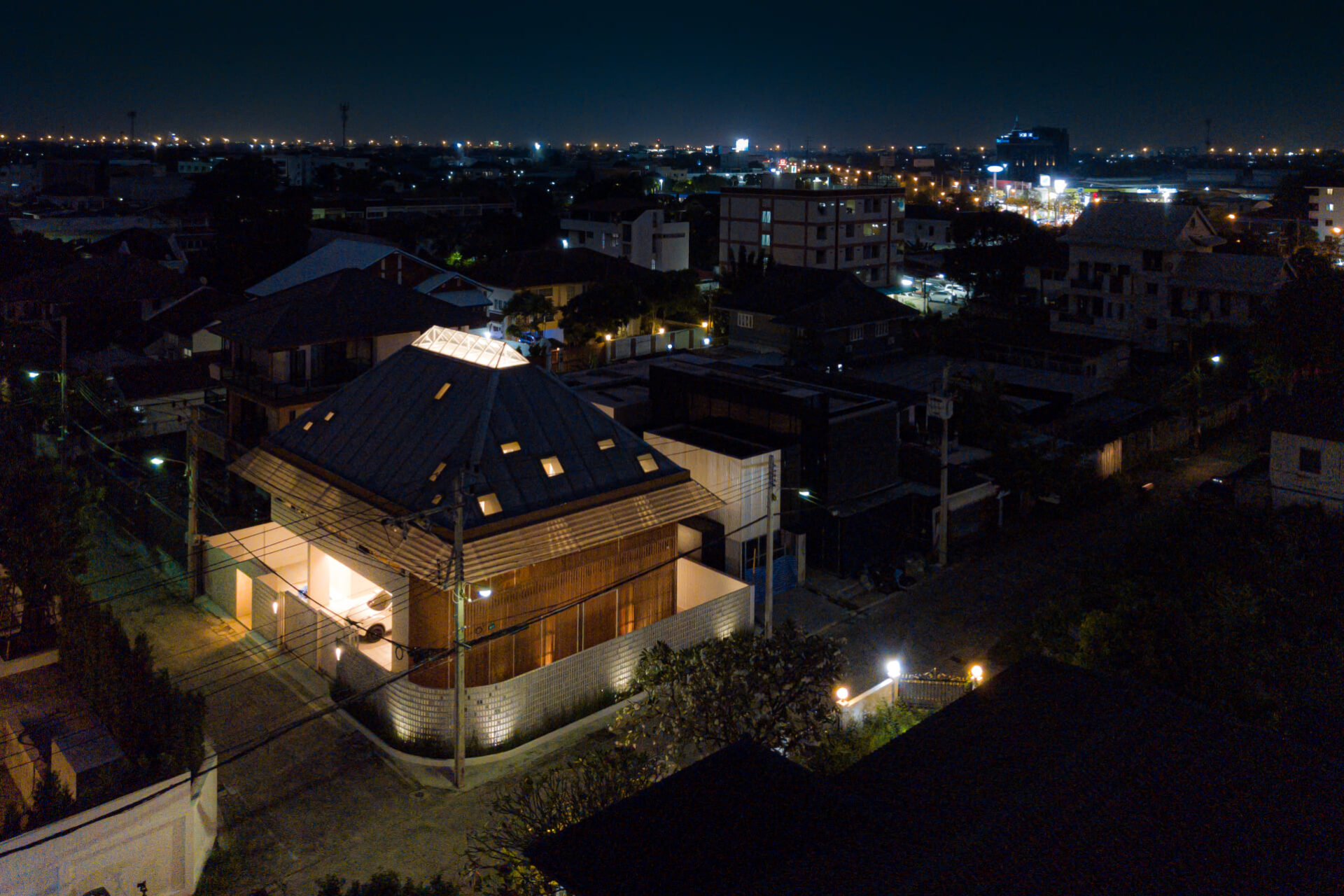 ‘ice. su house’ บ้านโมเดิร์นที่ออกแบบได้อย่างมีเอกลักษณ์ อ่อนโยนขึ้น ...